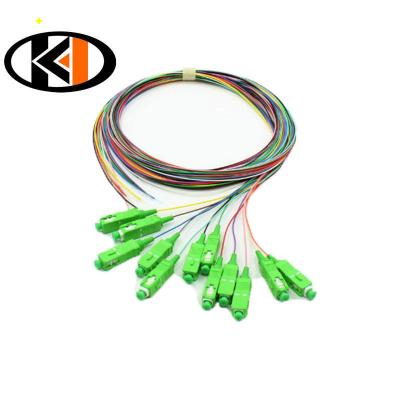 Cina Sfoglio 0,9 mm LSZH Fibra ottica Pigtails 12Cords 1,5 2,0 3,0 Perdita di inserimento ≤ 0,3dB 3 in vendita