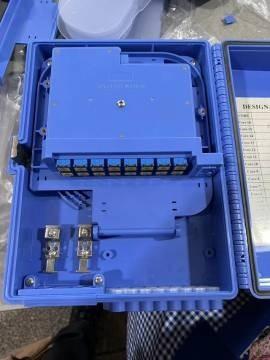 中国 300*245*100mm ミニタイプスプリッター FDB インドネシアのFTTH配送ファイバーシステム 販売のため