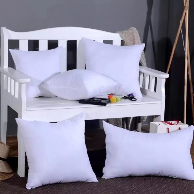 polyester pillow