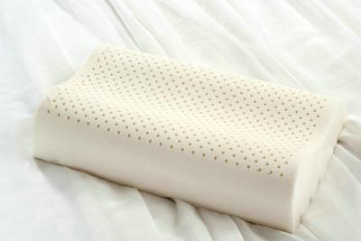 Cina Cuscino naturale bianco del lattice della mobilia dell'hotel/cuscino cervicale del collo sostegno del lattice in vendita