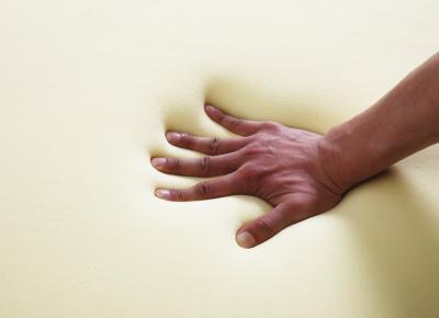 China Memory Foam Classical Tight Top Double Pocket Spring Mattress Wholesale for sale