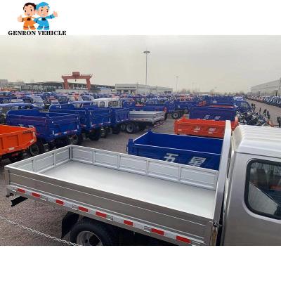 Cina 3 assi 10 tonnellate di camion diesel di bassa potenza per le verdure e la frutta di trasporto di agricoltura in vendita