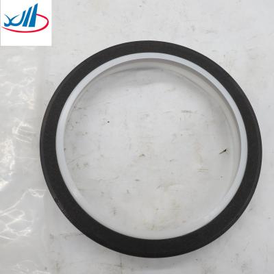 Cina Good performance M11 for Diesel Engine Parts Oil Seal YC209-C130150PL 130*150 in vendita