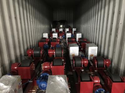 中国 ボルト調整自動調心溶接パイプ ローラー 30 トン頑丈なパイプ ローラー スタンド 販売のため