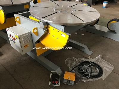 China Posicionador de soldadura rotatorio automático de 2 toneladas con ángulo de inclinación de 0 ~ 90 grados en venta
