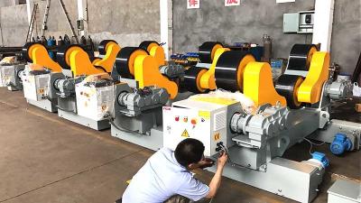 中国 500 - モーターを備えられた移動車輪が付いている3500のMmタンク20T管の溶接のローラー 販売のため