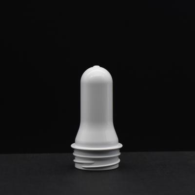 China PET Hot Sale Plastic Bottle Embryo for Water Bottle with 38MM en venta