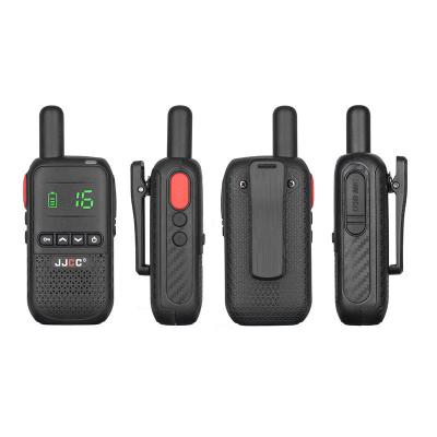 China Wireless Handheld Walkie Talkie 5W Output Power Long Range Two Way Radio for Handy Kids for sale