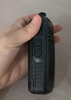 China Ultra-long Standby Time Handheld Mini Radio Walkie Talkie Toy with 1W Power and 3km Range for sale