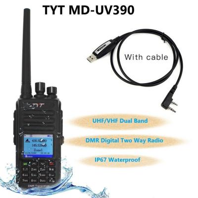 China DMR Dual Band IP67 Waterproof GPS Optional 100000 Contacts 131mm*61mm*36mm Digital Radio for sale