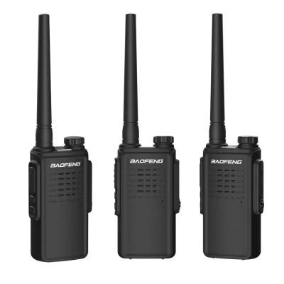 Cina Baofeng W31E Talkie Walkie 5Watt Potenza di uscita 4.2V Voltaggio operativo per professionisti in vendita