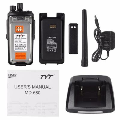 Cina 2200mAh Walkie-Talkie portatile digitale nero MD-680 per VHF UHF Frequenza tipo diretto in vendita