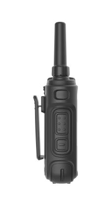Cina 2024 Baofeng UV-12 Dual Band Walkie Talkie con auricolare e batteria da 2200mAh in vendita