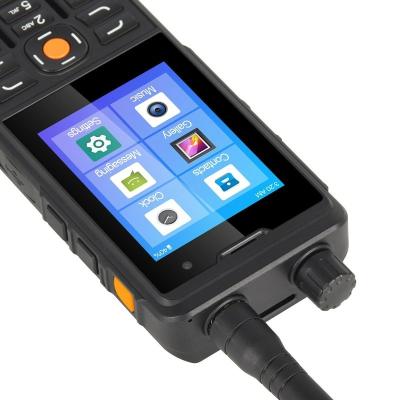 Cina Radio interfono intelligente 4G con schermo da 2,8 pollici e tipo di frequenza VHF UHF in vendita