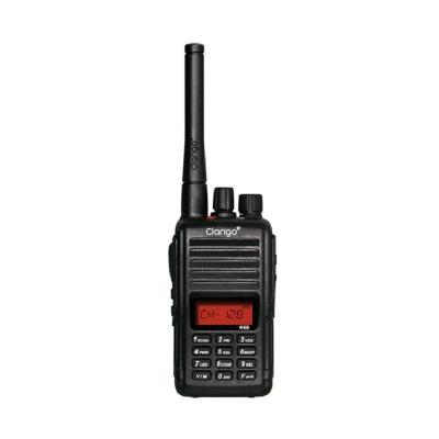 China Rango de frecuencia 136-174/400-520MHz Walkie-Talkies a prueba de agua para aventuras al aire libre en venta