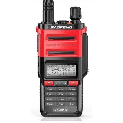China 128 canales Baofeng UV-9r PRO IP68 Walkie Talkie para la comunicación a larga distancia en 2024 en venta