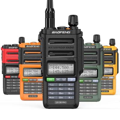 Cina 128 canali Baofeng UV-9r PRO IP68 Walkie Talkie per la comunicazione a lungo raggio nel 2024 in vendita