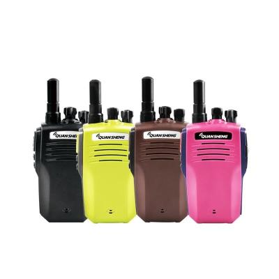 中国 Quansheng Tg-K100 ワイヤレスウォーキートーク 1500mAh 電池容量と強い信号 販売のため
