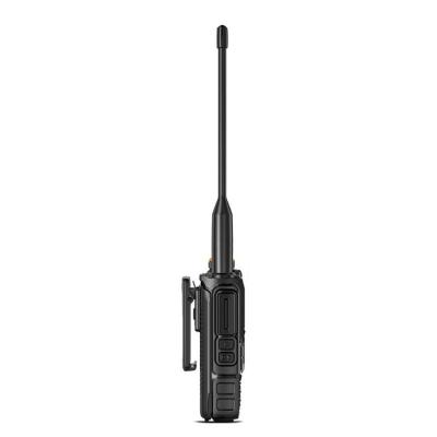 Cina 2024 Miglior scelta Mstar M-UV6 Walkie Talkie con trasmissione e batteria da 1800mAh in vendita