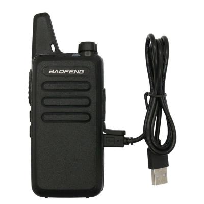 中国 UHF400-480MHz ハンドヘルド無線通信 2-5KMトーク範囲のための二方向ラジオ 販売のため