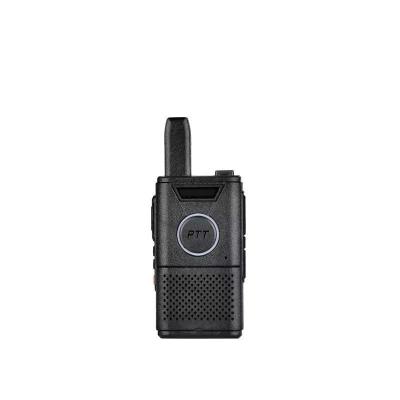 Cina MINI 2-5KM Talk Range UHF VHF 400-480MHZ Radio di comunicazione walkie-talkie senza fili in vendita