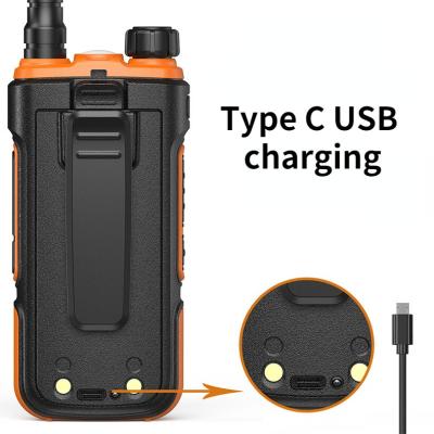 Cina XIR P3688 DP1400 CP200D DEP450 Radio a due vie Amateru Walkie Talkie Digital 24*18*6.5 in vendita