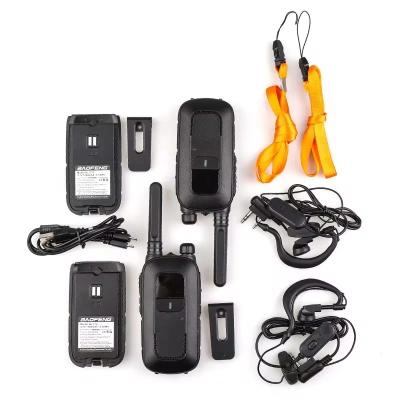 Cina XIR P3688 DP1400 CP200D DEP450 16CH Walkie Talkie con display a LED e potenza di uscita di 2W in vendita