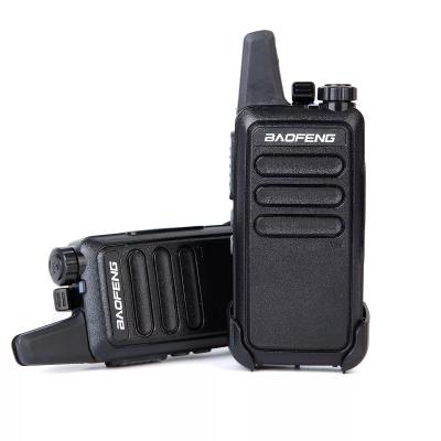 中国 XIR P3688 DP1400 CP200D DEP450 12.5/25kHzチャネル間隔を持つ携帯式二方向ラジオ 販売のため