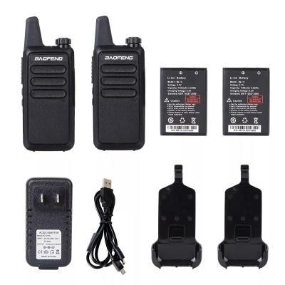 中国 XIR P3688 DP1400 CP200D DEP450 12.5/25kHzチャネル間隔を持つ携帯式二方向ラジオ 販売のため