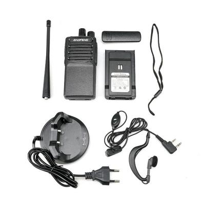 Cina XIR P3688 DP1400 CP200D DEP450 16 canali digitali walkie-talkie per la comunicazione UHF in vendita