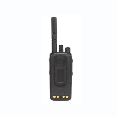 中国 5Wの出力と8kmの通話範囲を持つハンドヘルドウォーキー・トーキー XIR P3688デジタルモデル 販売のため