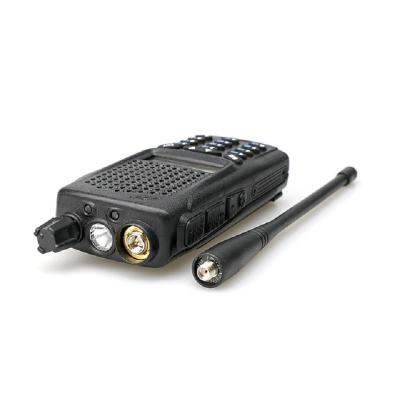 Cina Walkie-talkie wireless doppio display 16CH doppio standby XIR P3688 DP1400 CP200D DEP450 in vendita