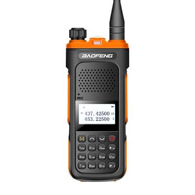 China Walkie Talkie Digital de banda doble XIR P3688 DP1400 CP200D DEP450 con y en color negro en venta