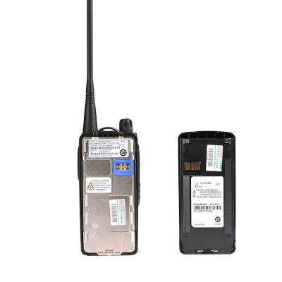 China Handheld Intercom Radio Walkie Talkie 7.5V Stroomvoorziening XIR P3688 DP1400 CP200D DEP450 Te koop