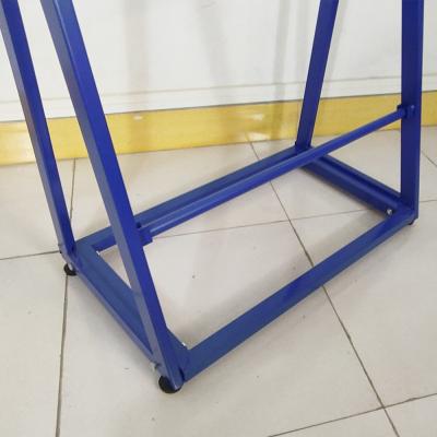 Cina 50kg/scaffale di esposizione della bobina di cavo di Tires dell'acciaio 4 degli espositori vendita al dettaglio di strato in vendita