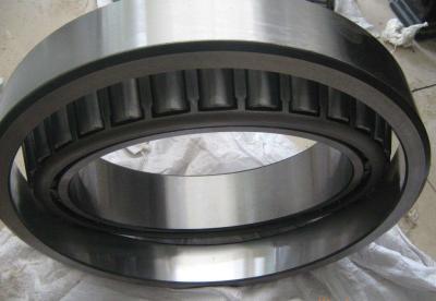 China Precise Sealed Roller Bearings With Custom Material LL686947 / LL686910D for sale