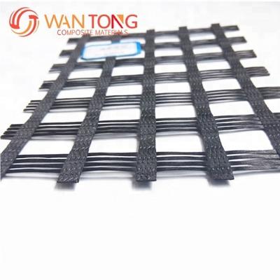Cina Poliestere ad alta trazione Geogrid 120kn PVC rivestito Larghezza 5m per la costruzione di strade in vendita