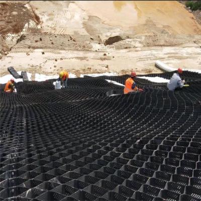 China Dimensão solicitada Garrafa estabilizadora de rede de geocell de HDPE para vias de entrada Material tradicional à venda