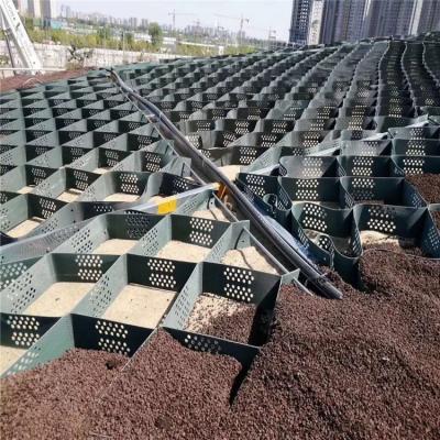 Cina Pavimentatore di ghiaia a geocelle giallo in HDPE per la stabilizzazione del suolo di allevamenti di cavalli stabile e durevole in vendita