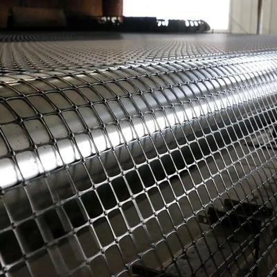 中国 ブラックポリプロピレンPP 二軸型プラスチックジオグリッド・メッシュロール 土壌安定化採掘用 販売のため
