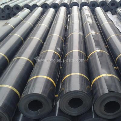 Cina Geomembrane per serbatoi di pesci 2 mm nero impermeabile HDPE plastica installazione in loco in vendita