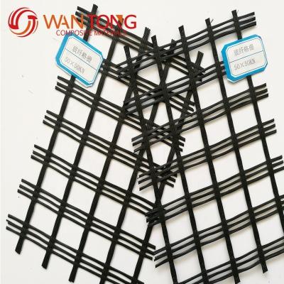 Cina Geogrid con rivestimento in PVC per il rinforzo del suolo e la costruzione di strade in stile cinese in vendita