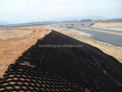 Cina Armatura del suolo di progettazione tradizionale Geogrid Materiale HDPE Geocell Ghiaia per marciapiede in vendita