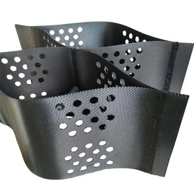 Cina Geocelle di HDPE strutturate/perforate per il rinforzo delle pareti di sostegno altezza 50 mm-250 mm in vendita