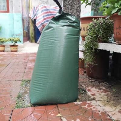 中国 卒業式や他の灌水を用いる15/20ガロン木の灌水袋 販売のため