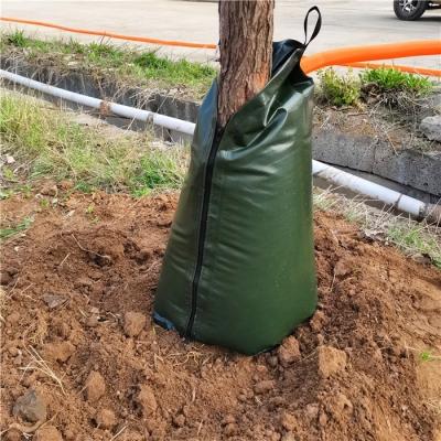Cina Sacchetto d'irrigazione a rilascio lento verde scuro per alberi 250-3500 grammi in vendita