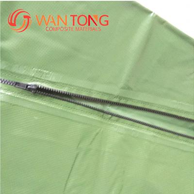 Cina 20 galloni di capacità PE rinforzato Portable bag per l'irrigazione a goccia per l'irrigazione degli alberi in vendita
