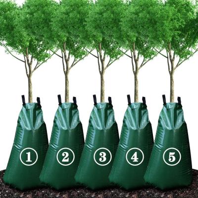 Cina 25 galloni Taschino di irrigazione per radici a rilascio lento per alberi Sistema automatico di irrigazione a goccia in vendita