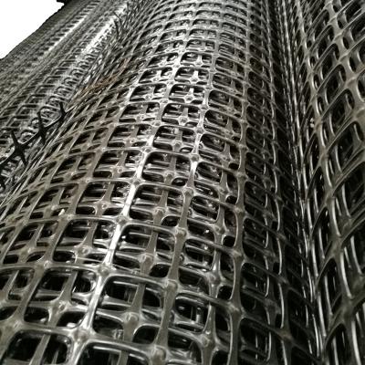 Cina 12.7*12.7mm e 25.4*25.4mm PP Plastic Biaxial Geogrid Mesh Perfetto per fondazioni in vendita