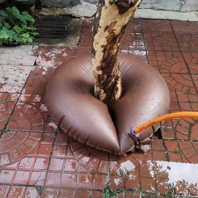 Cina Sacchetto di irrigazione per alberi con alta durezza superficiale per rilascio lento e irrigazione completa in vendita